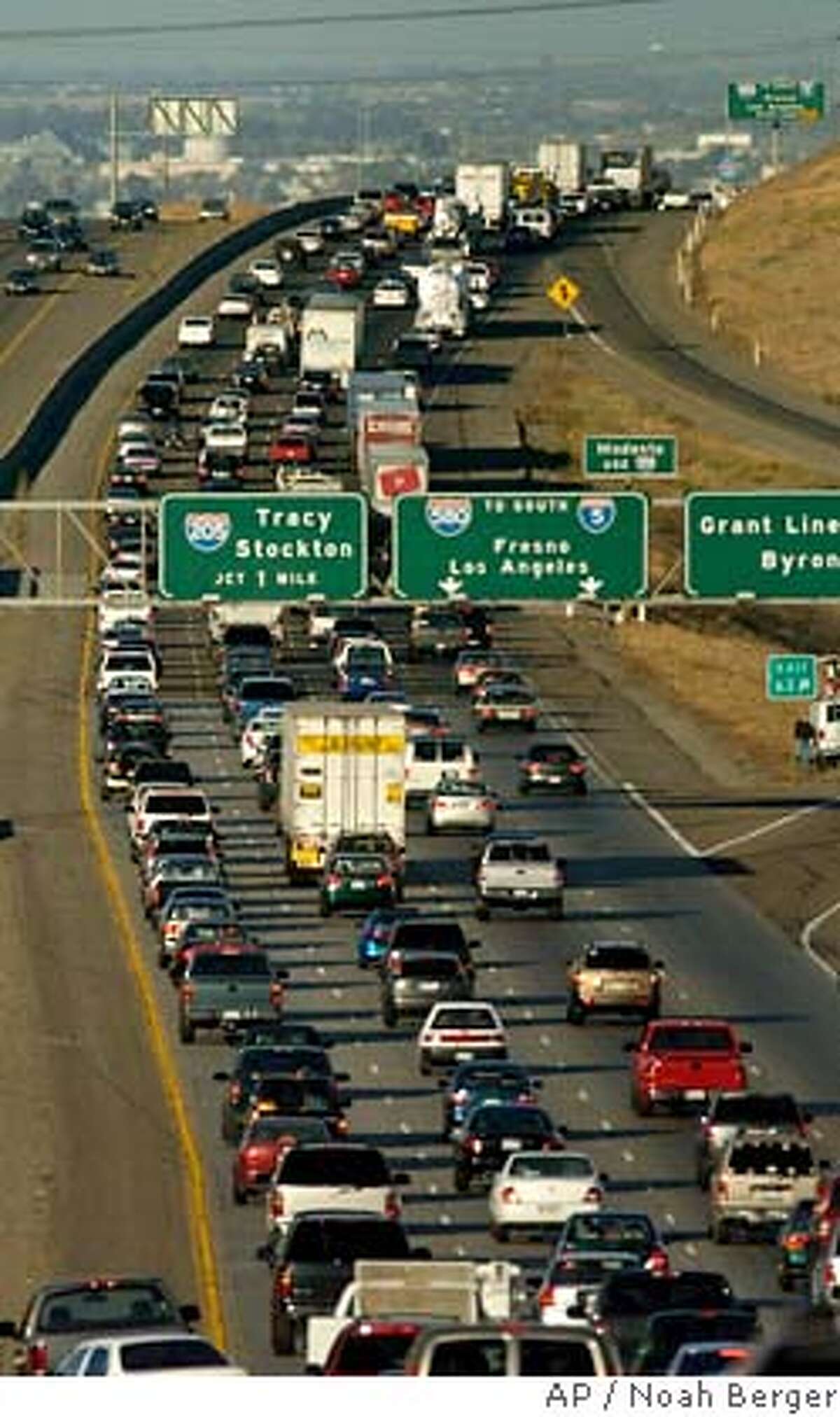 I-580 reopens; Altamont Pass wildfire partly contained