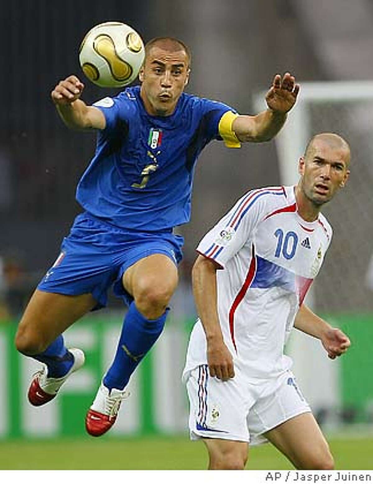 WORLD CUP 2006 / Italy wins head game / Zidane loses it, then France does