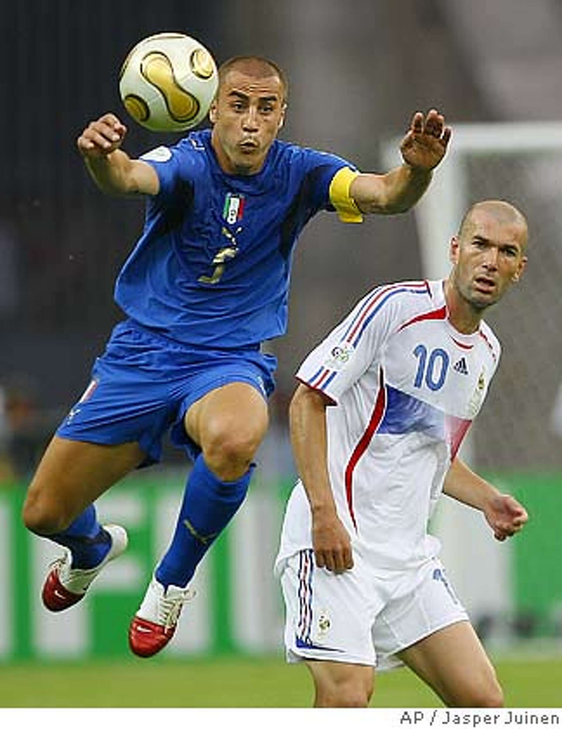 WORLD CUP 2006 / Italy wins head game / Zidane loses it, then France does
