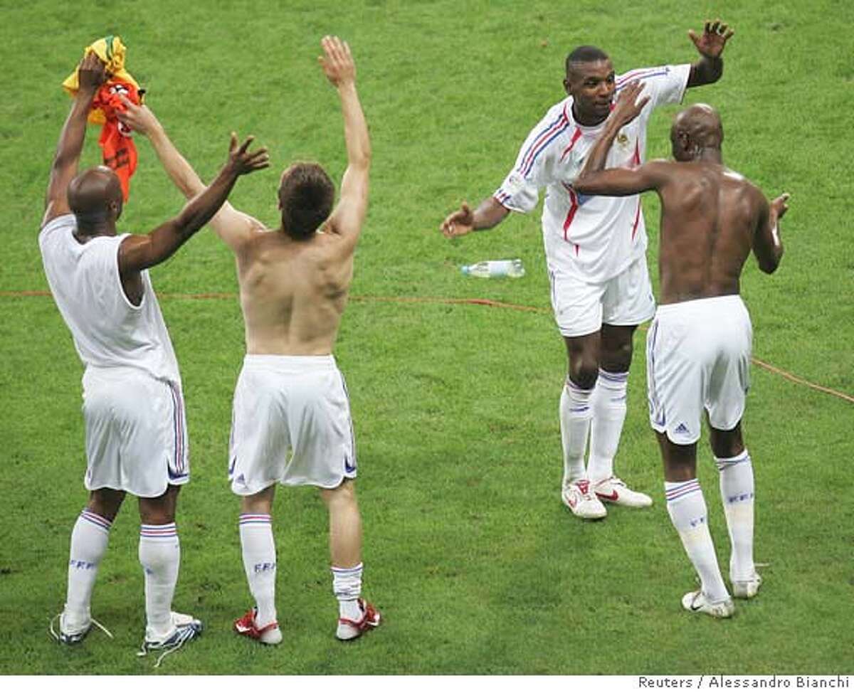 WORLD CUP 2006 / France has Brazil feeling blue / Freewheeling Zidane ...