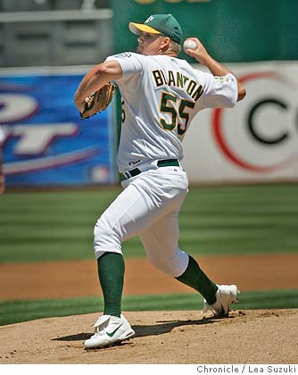 A's win 10th in a row / Blanton pitches into ninth to complete sweep