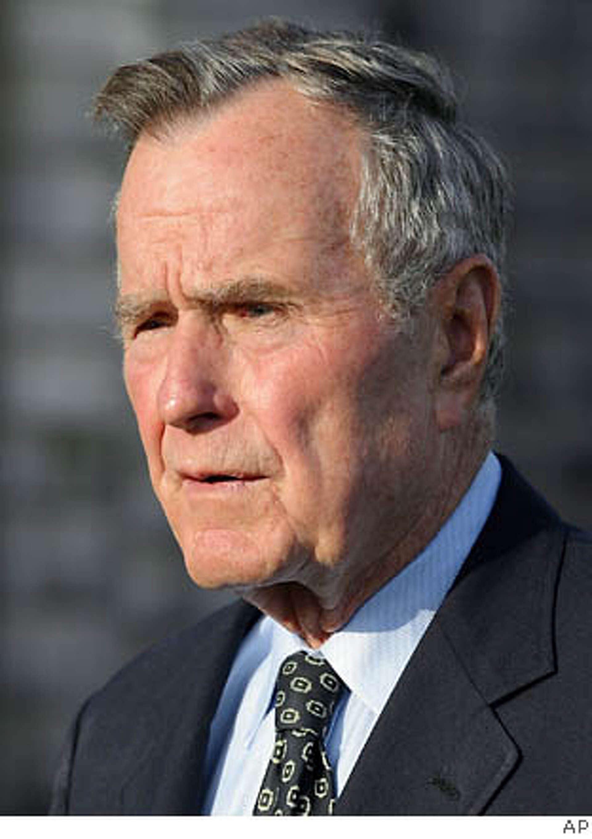 Reagan doctrine still influencing U.S. foreign policy / His reliance on ...