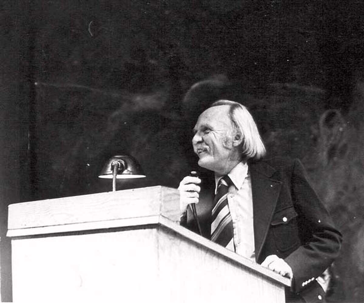 Richard Fiscus -- self-taught painter, longtime dean of S.F. Art Institute