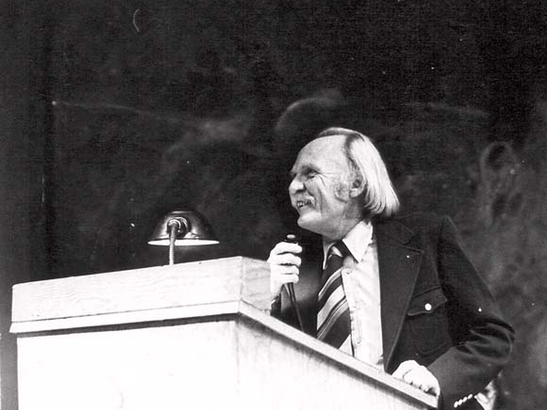 Richard Fiscus -- self-taught painter, longtime dean of S.F. Art Institute