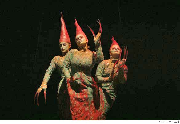 REVIEW / L.A. Opera captures savagery of brilliant 'Grendel'