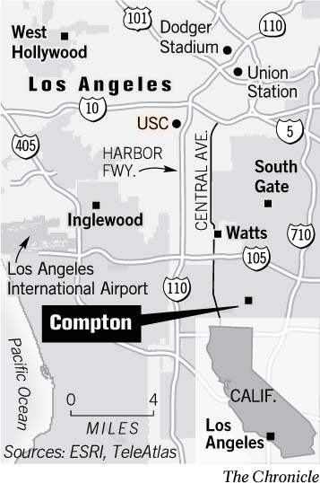 Oakland finds crime-fighting role model / Tough L.A. suburb Compton has ...