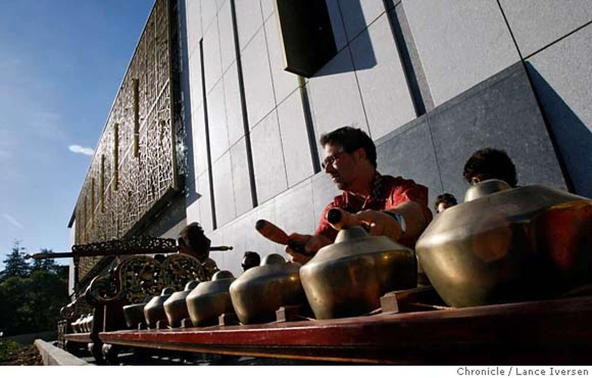 Campus dedicates East Asian studies library