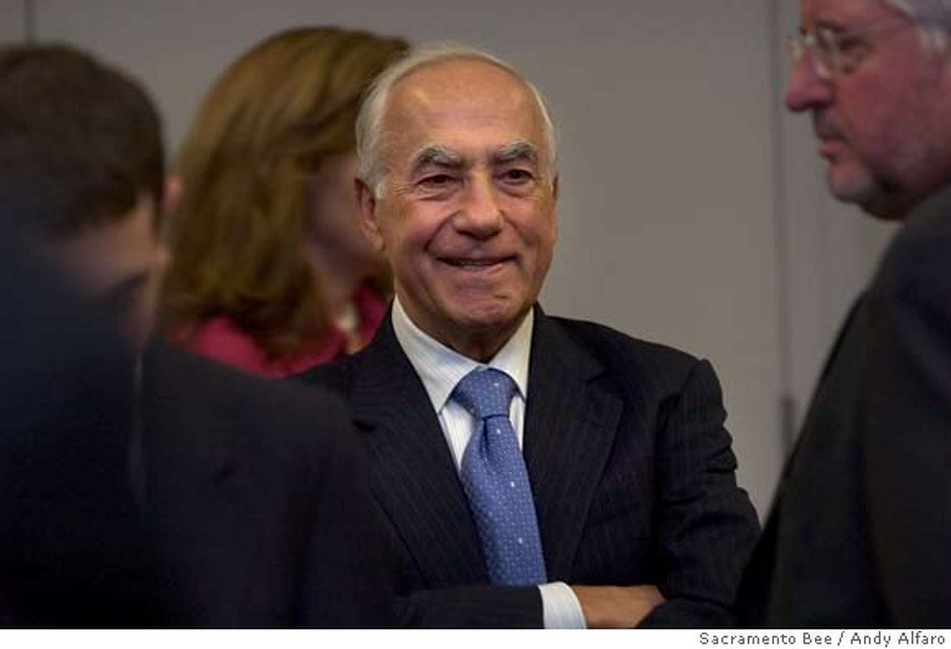 Developer gives millions for Angelides / Westly questions his opponent ...