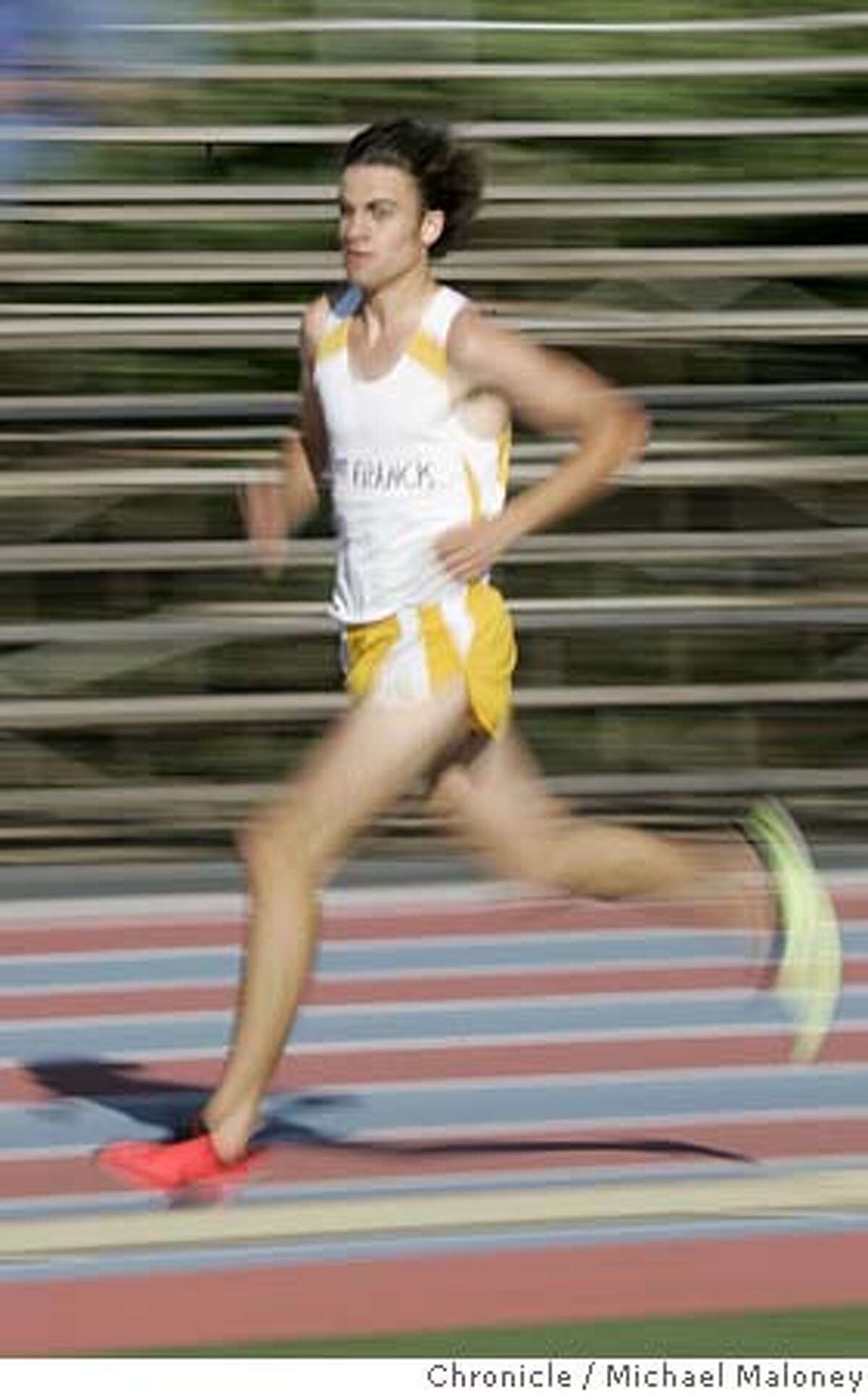 Lancers leave pack behind / Pompei's 800 win helps St. Francis to the ...