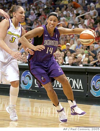 WNBA: After years of struggle, league hits double digits / No other ...