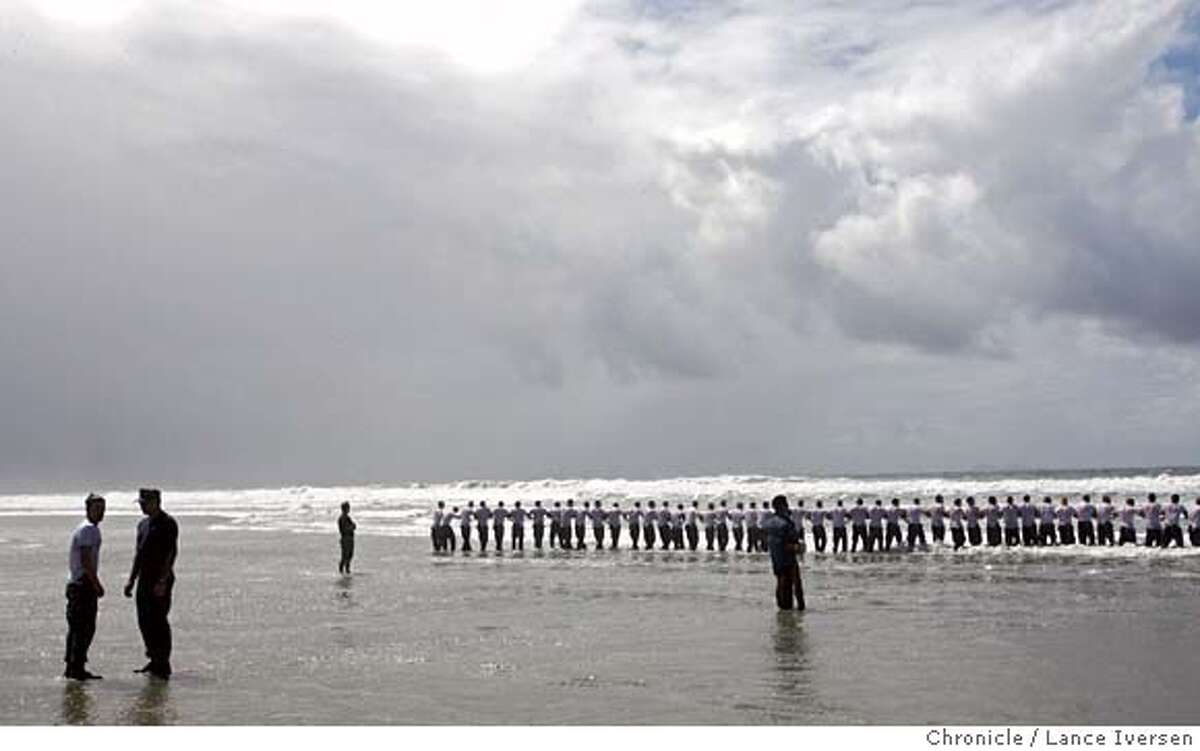 BUILDING ELITE FORCES FOR MILITARY OF FUTURE / Navy SEAL training ...