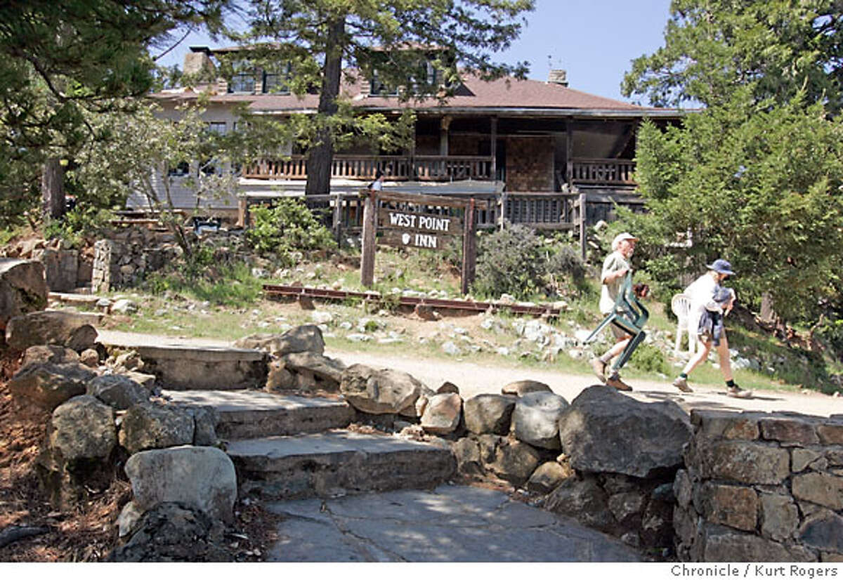 AWAY FROM IT ALL CLOSE BY / West Point Inn: It's right on Mount ...