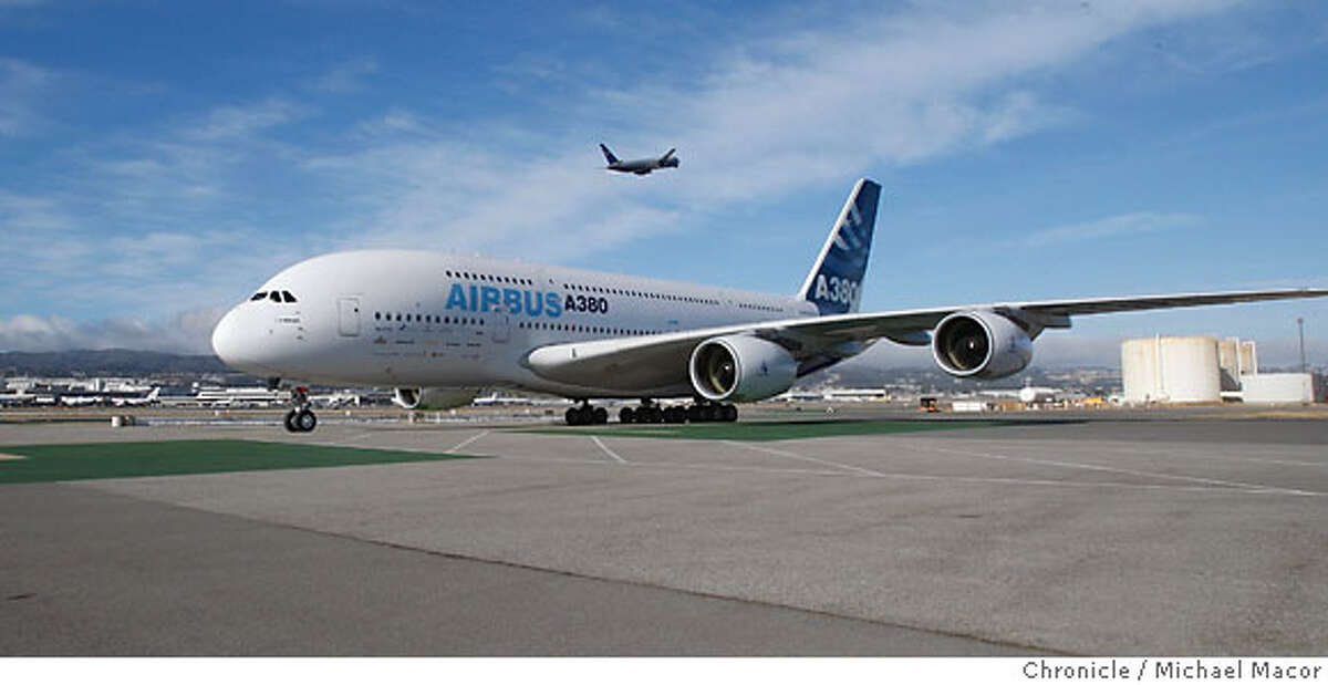 Airbus jumbo jet makes test landing at SFO