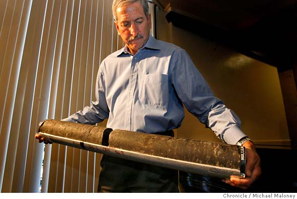 Earthquake scientists show off rocks from the depths of the San Andreas ...