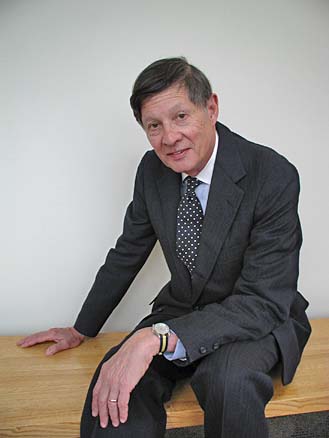 William Woo -- acclaimed reporter and editor, Stanford professor