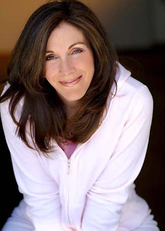 FIVE QUESTIONS: For Mindy Weiss / She says 'I do' to weddings