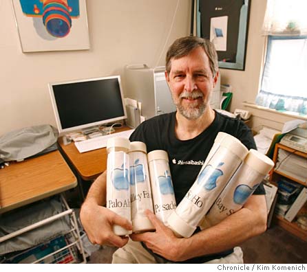 APPLE TO ITS CORE / Faithful, sometimes fanatical / Apple customers ...