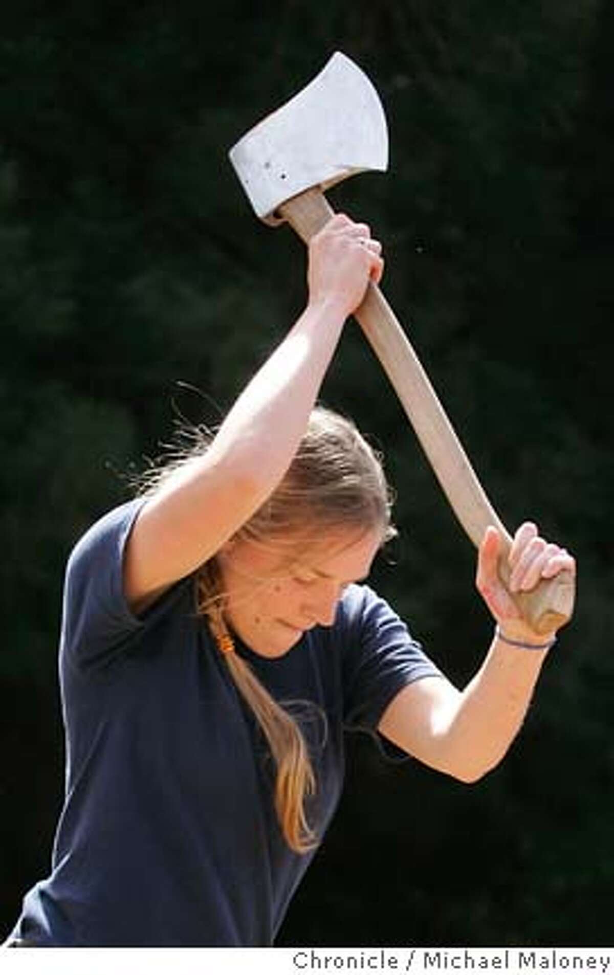 SANTA CRUZ / Homage to logging tradition / Conclave eschews modern ...