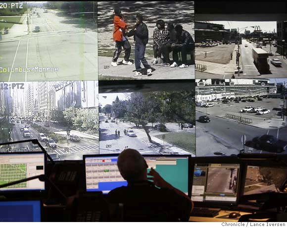 Cameras survey Chicago's toughest blocks, but do they reduce crime?