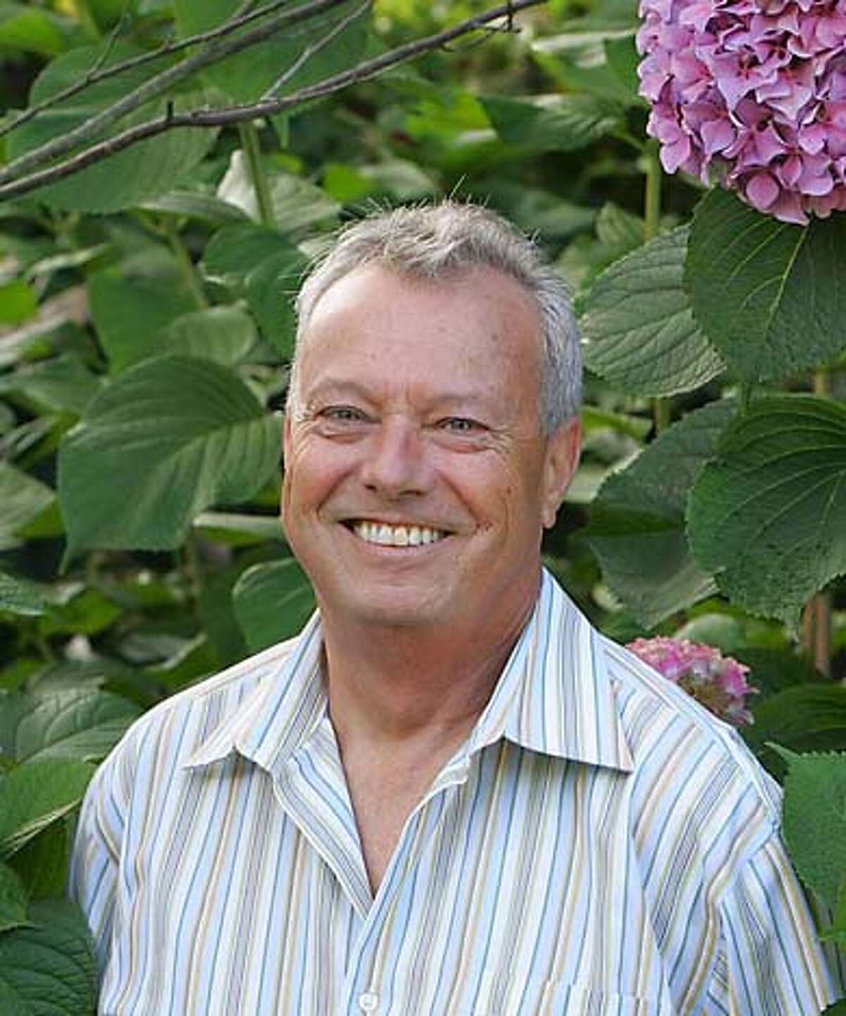 Flower design blooms into art