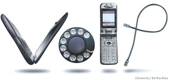 Internet telephones heed the call / Cheap rates, versatility move Web ...