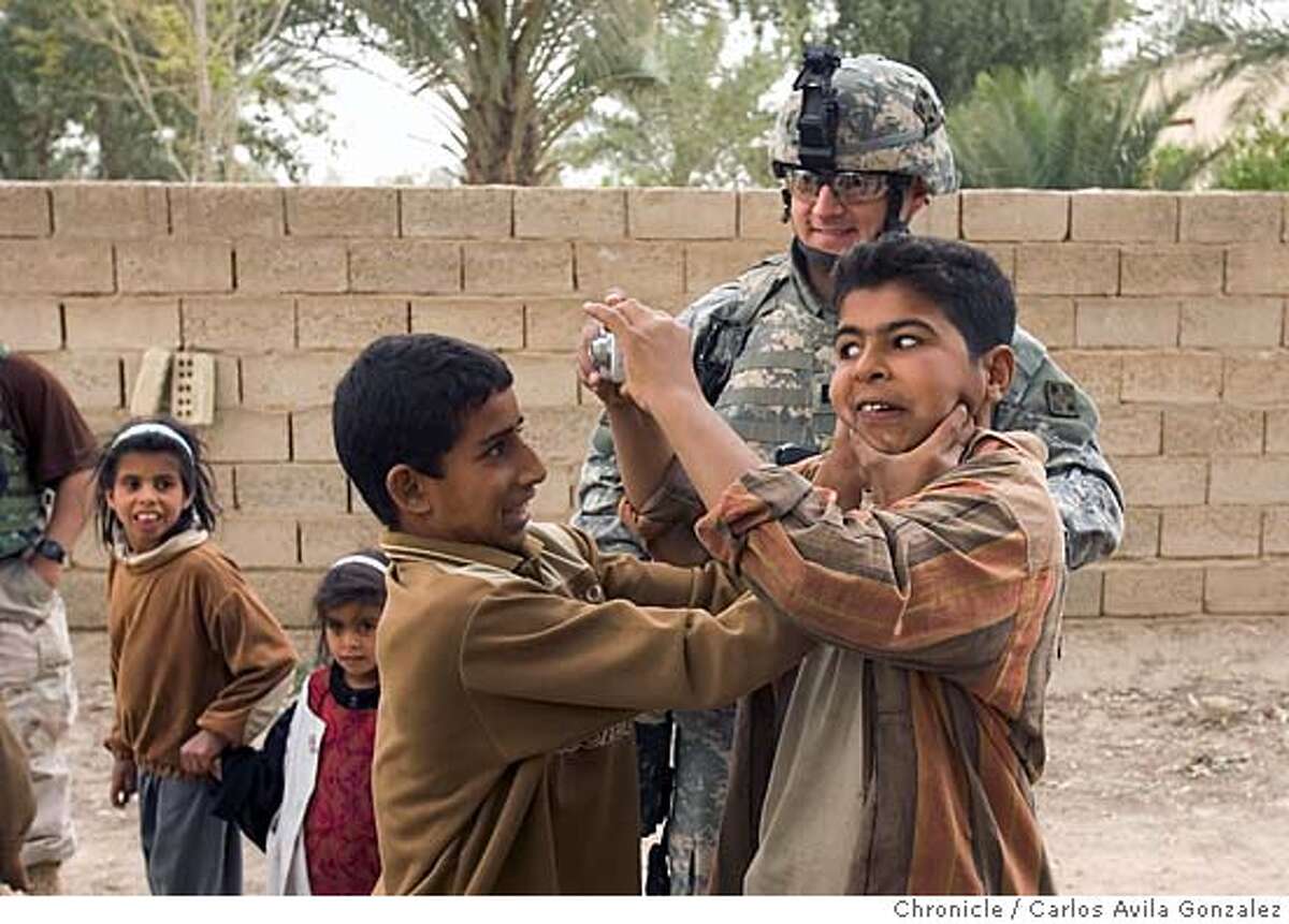 U.S. soldiers connect with residents in small Iraqi town