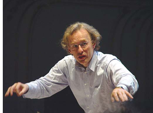 REVIEW / S.F. Symphony Chorus delivers power and grace