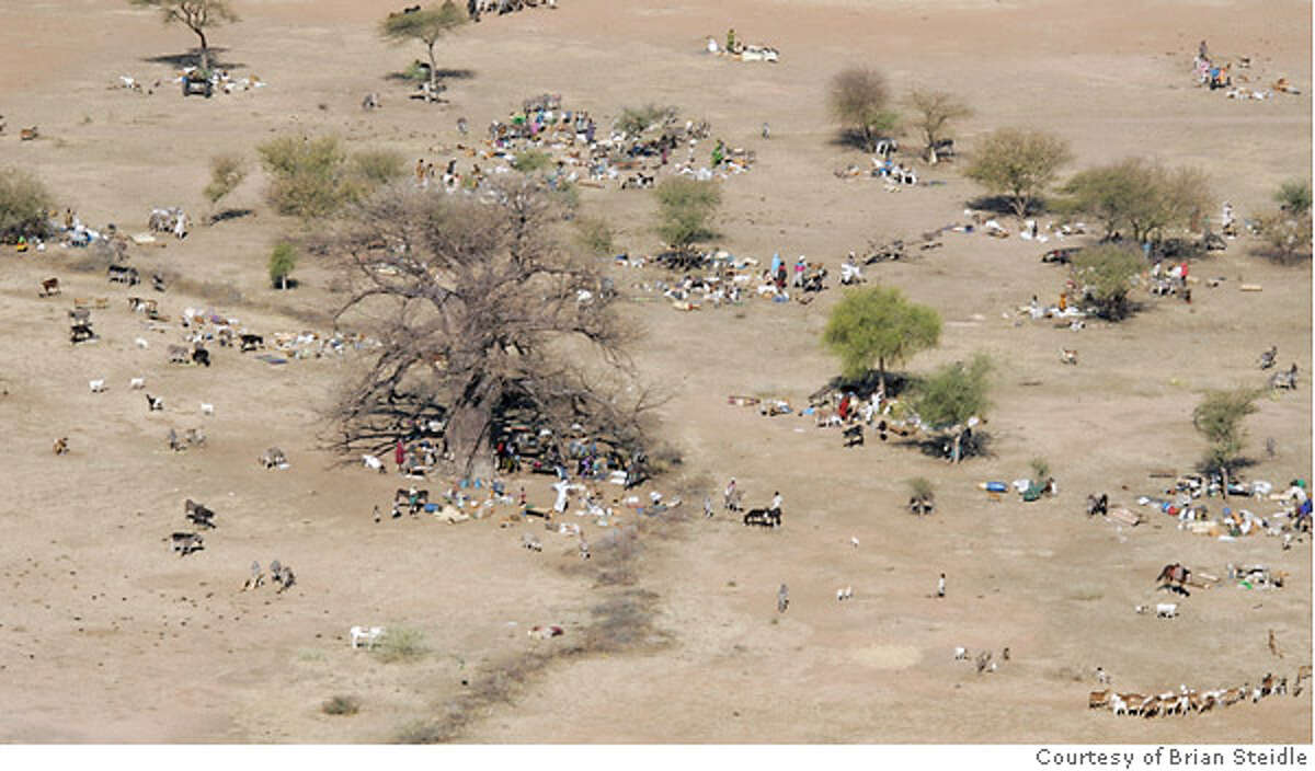 BERKELEY / Stunning photographs show the horror of genocide in Darfur ...