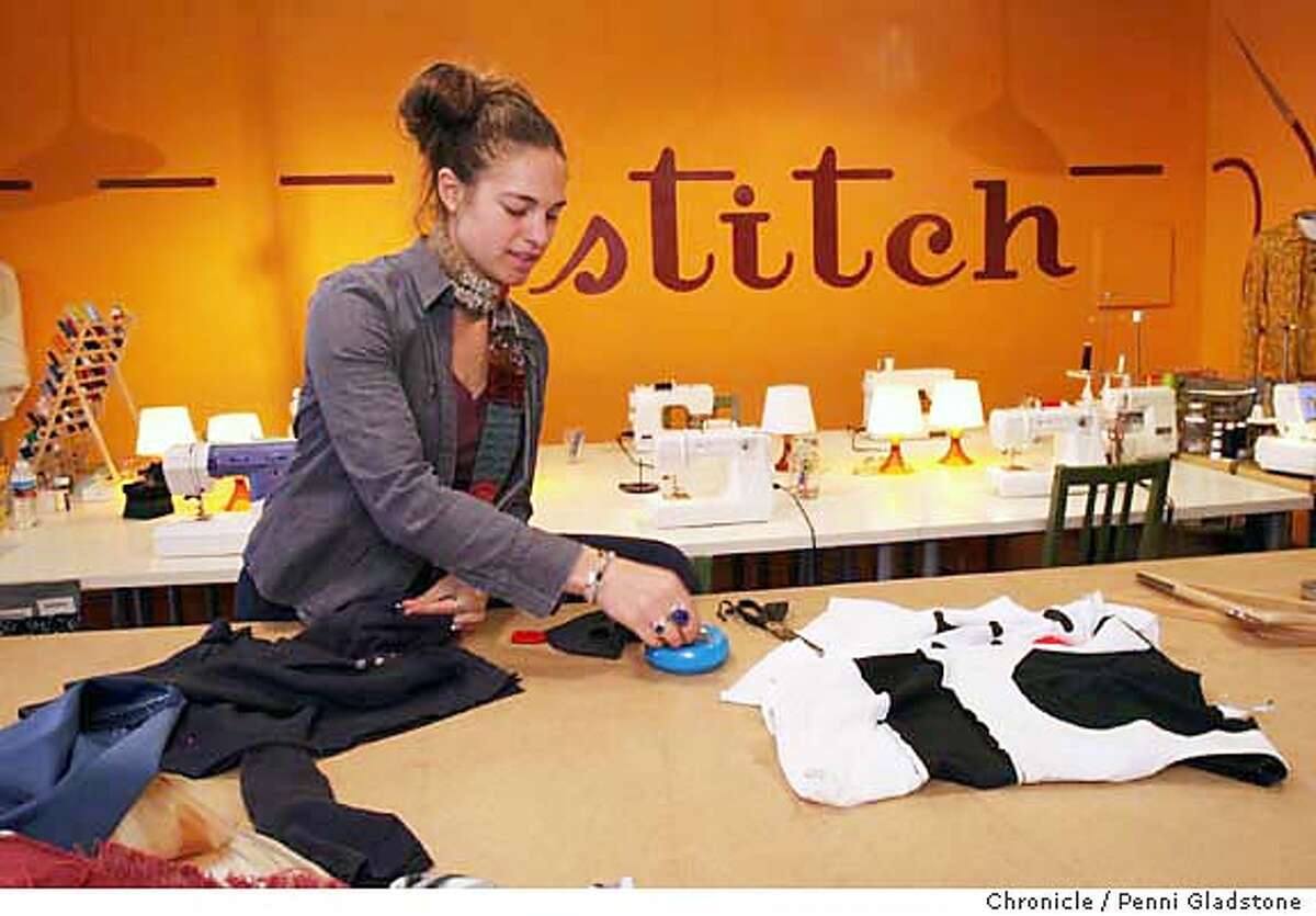 CUTTING EDGES / Do-it-yourself T-shirt surgery