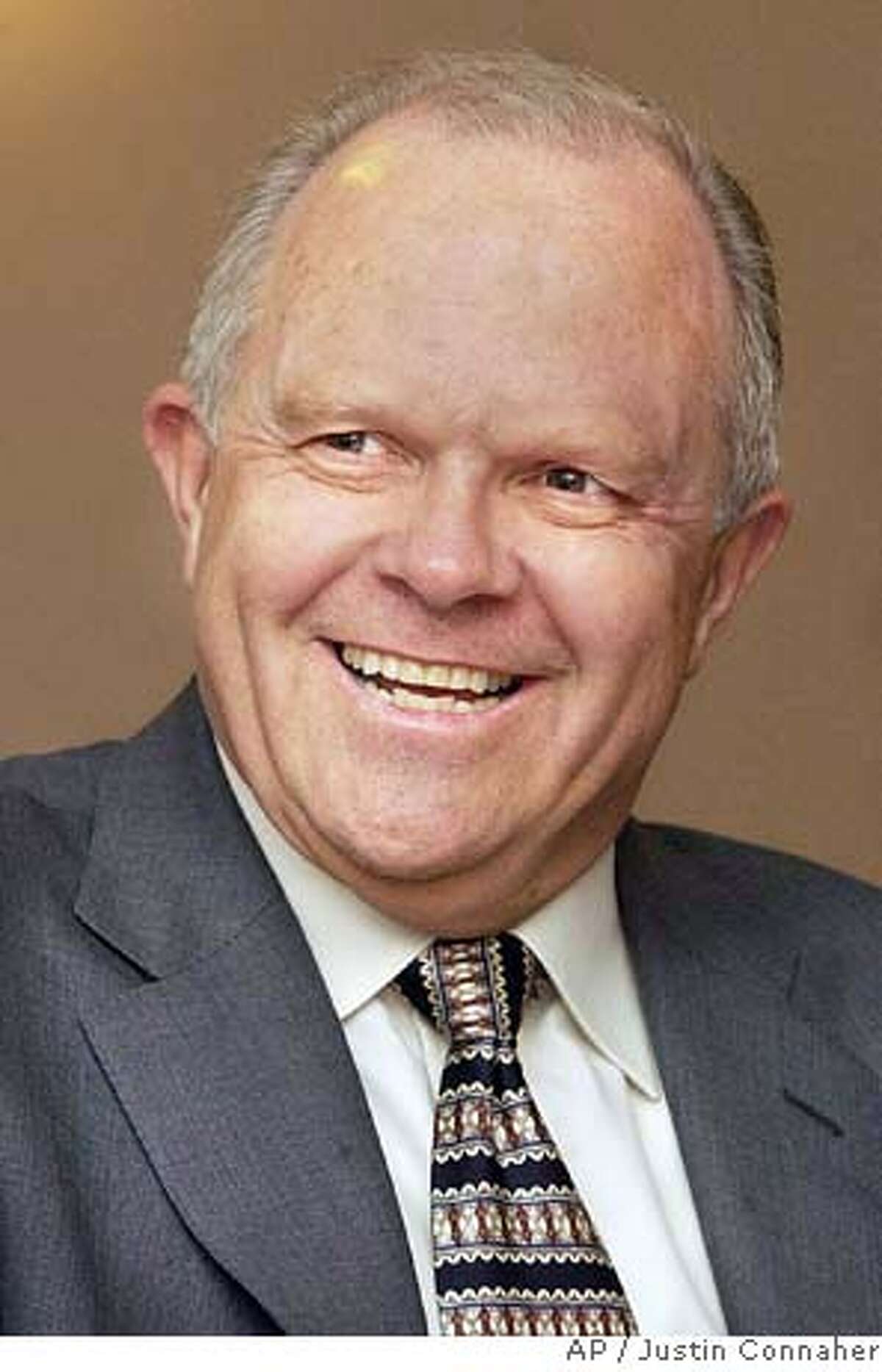 Camper's report sends Fossett searchers to Sonora Pass