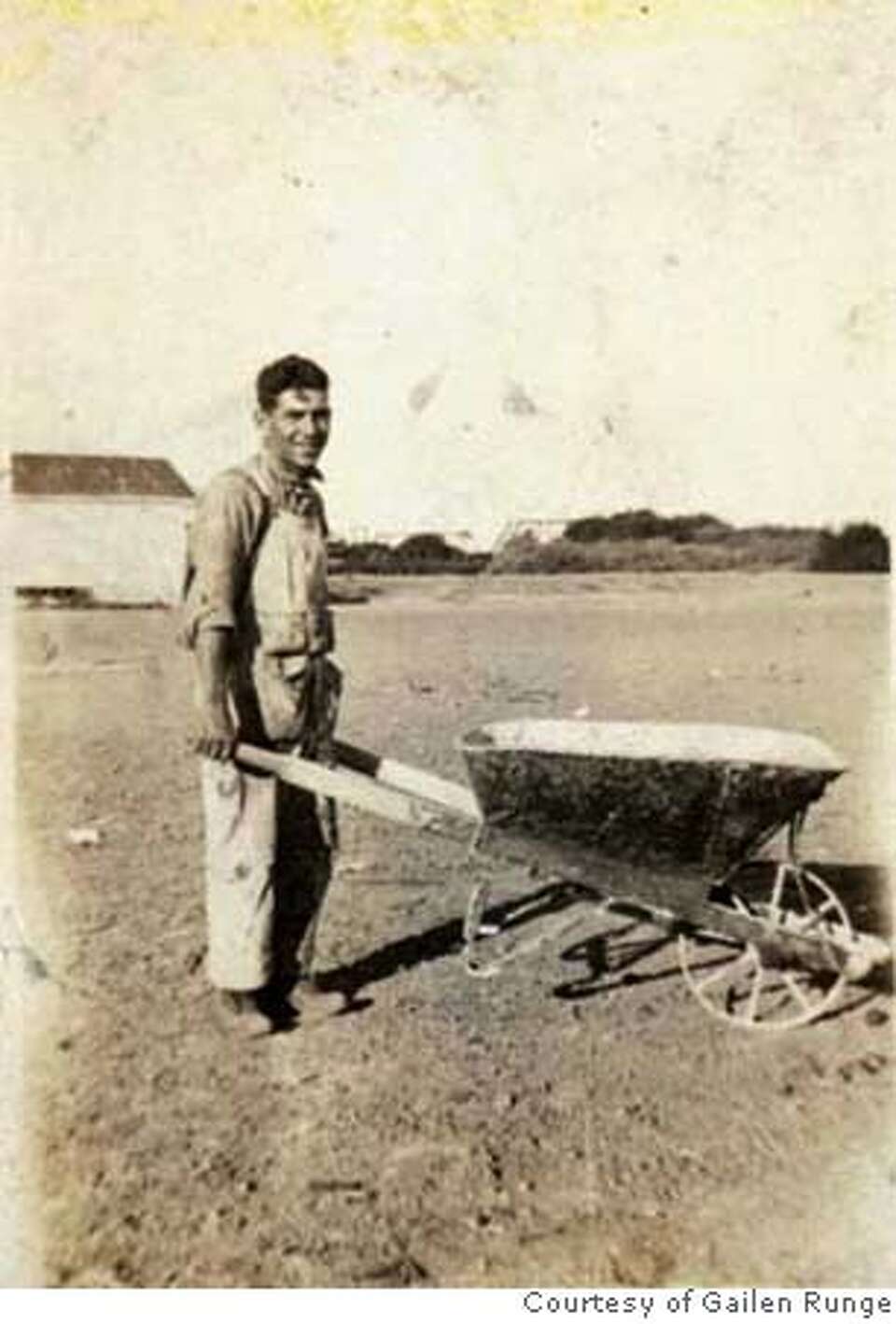 Century-old Oakland photos identified by former owner's nephew