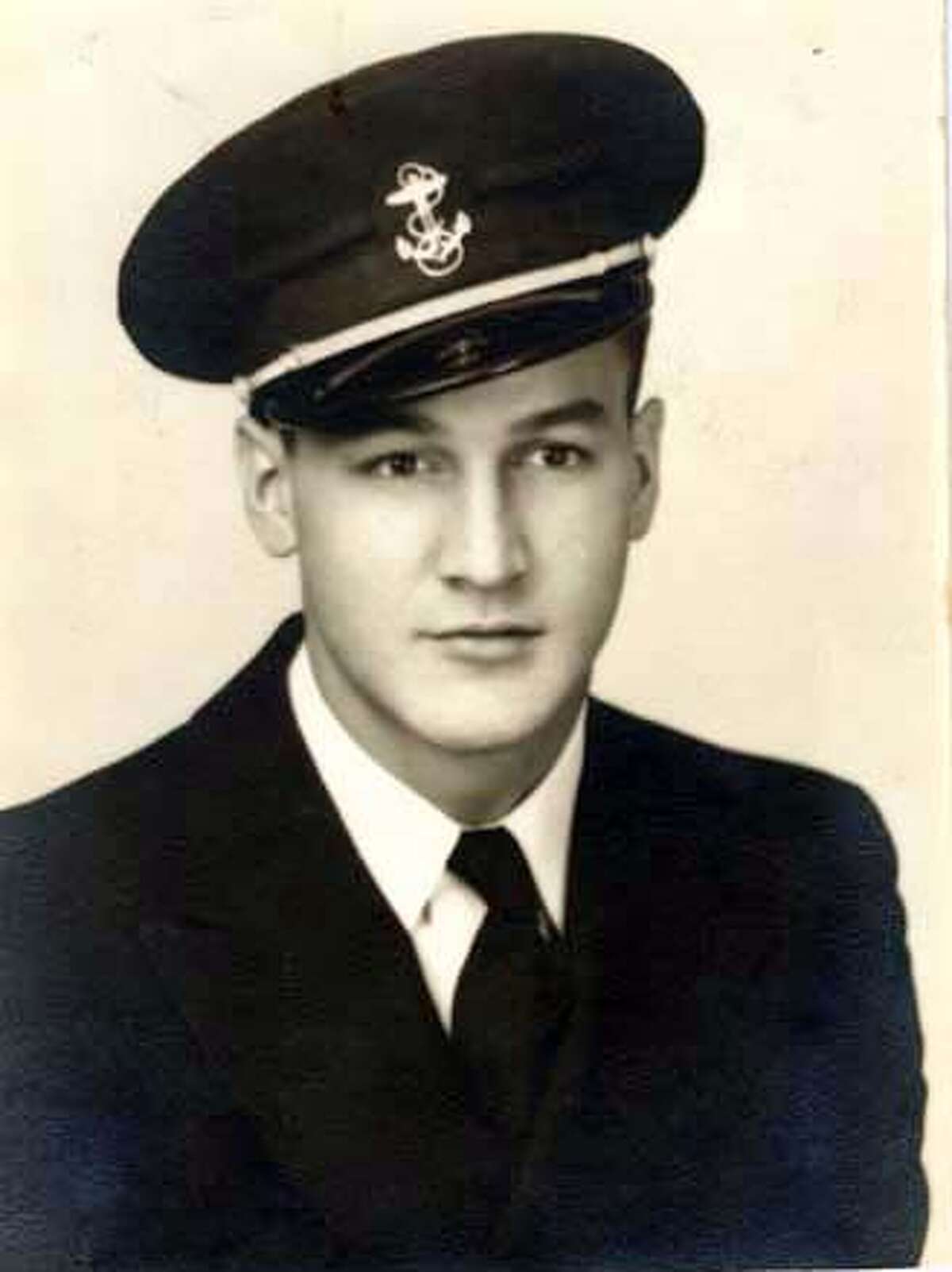 Search for Fossett turns up wrecks of 8 other small planes