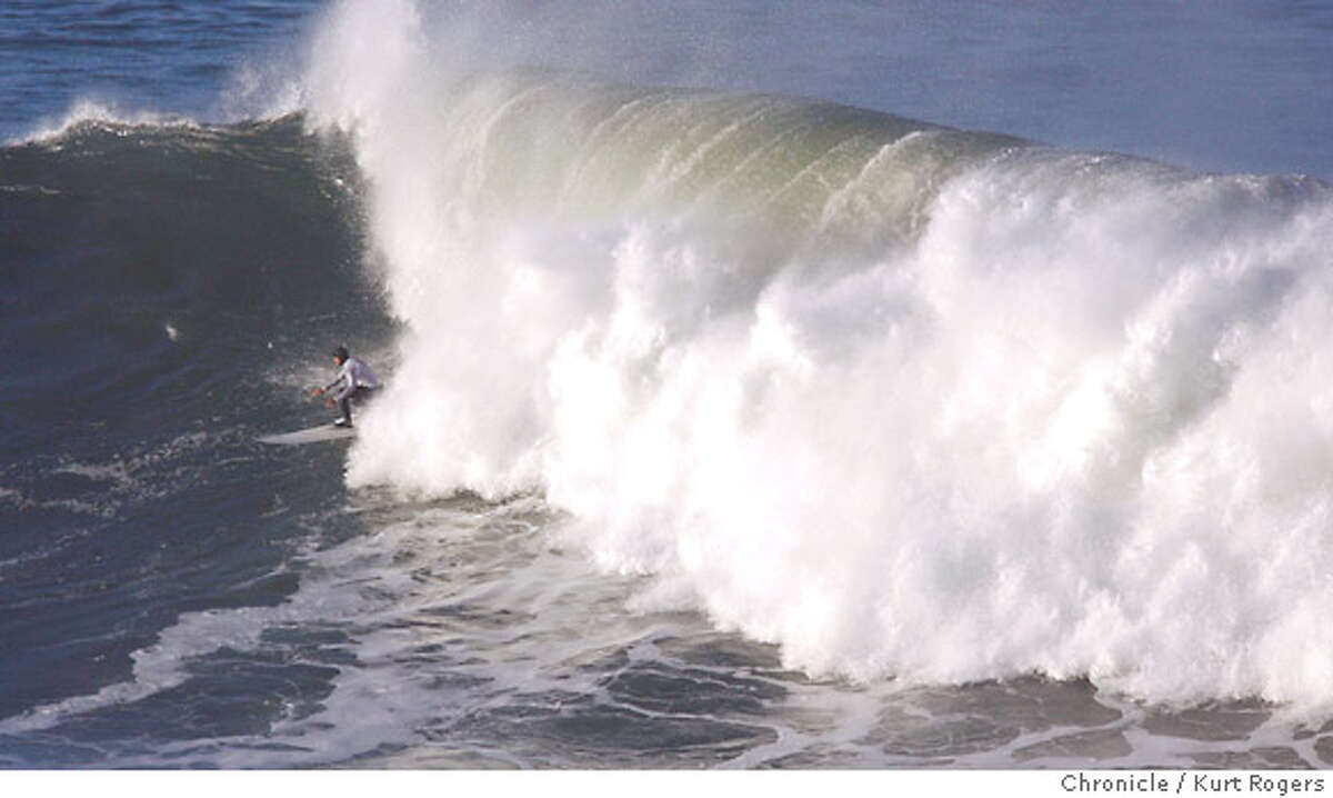 Man wins big-wave debate without machine