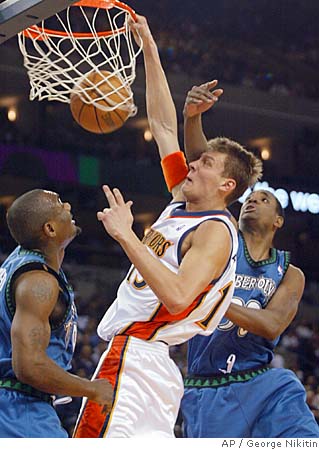 Warriors change lineup -- win big