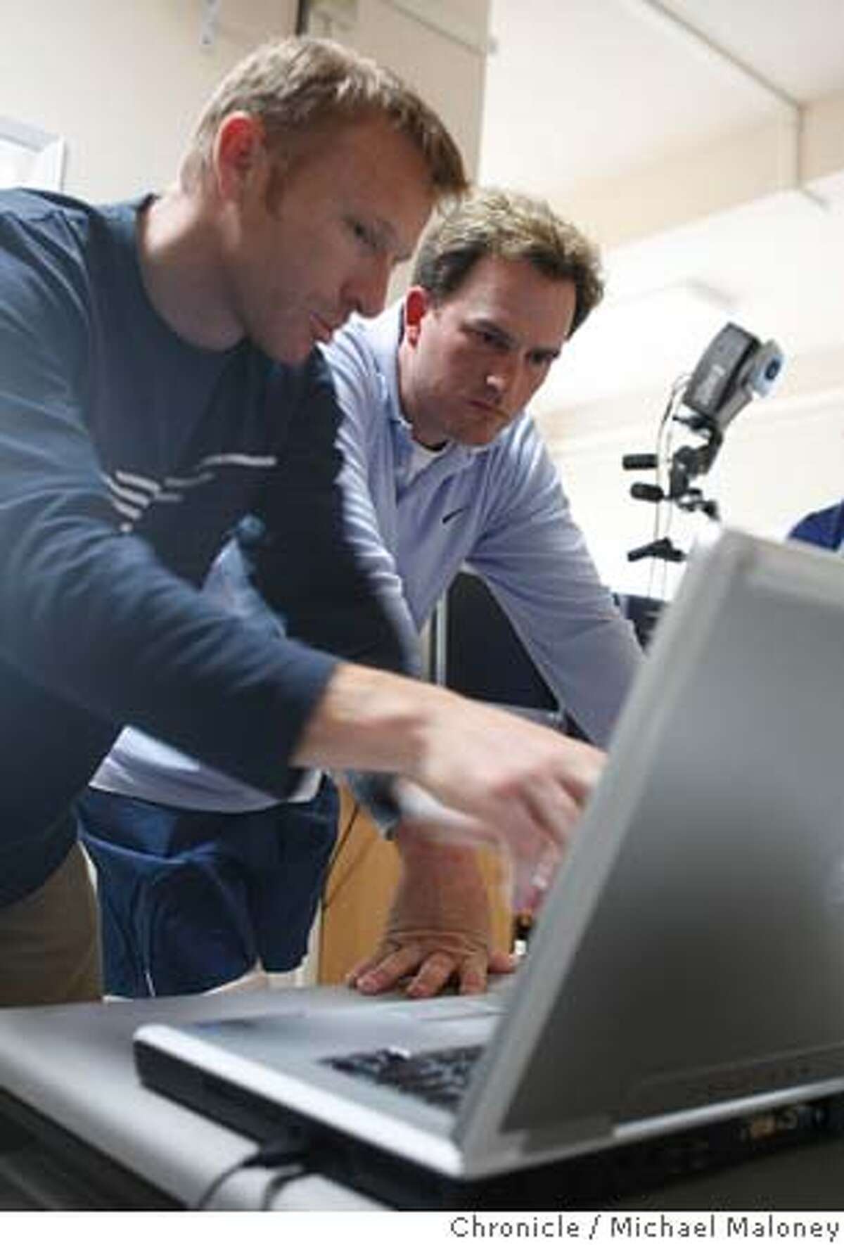 STANFORD / Scientists take a swing at golf / Motion research could go ...