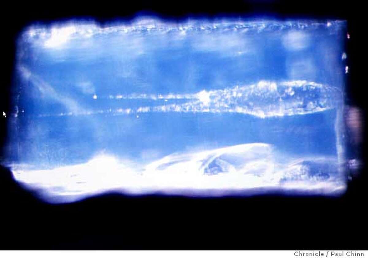 Scientists get glimpse at cosmic ingredients / Space, comet specks ...