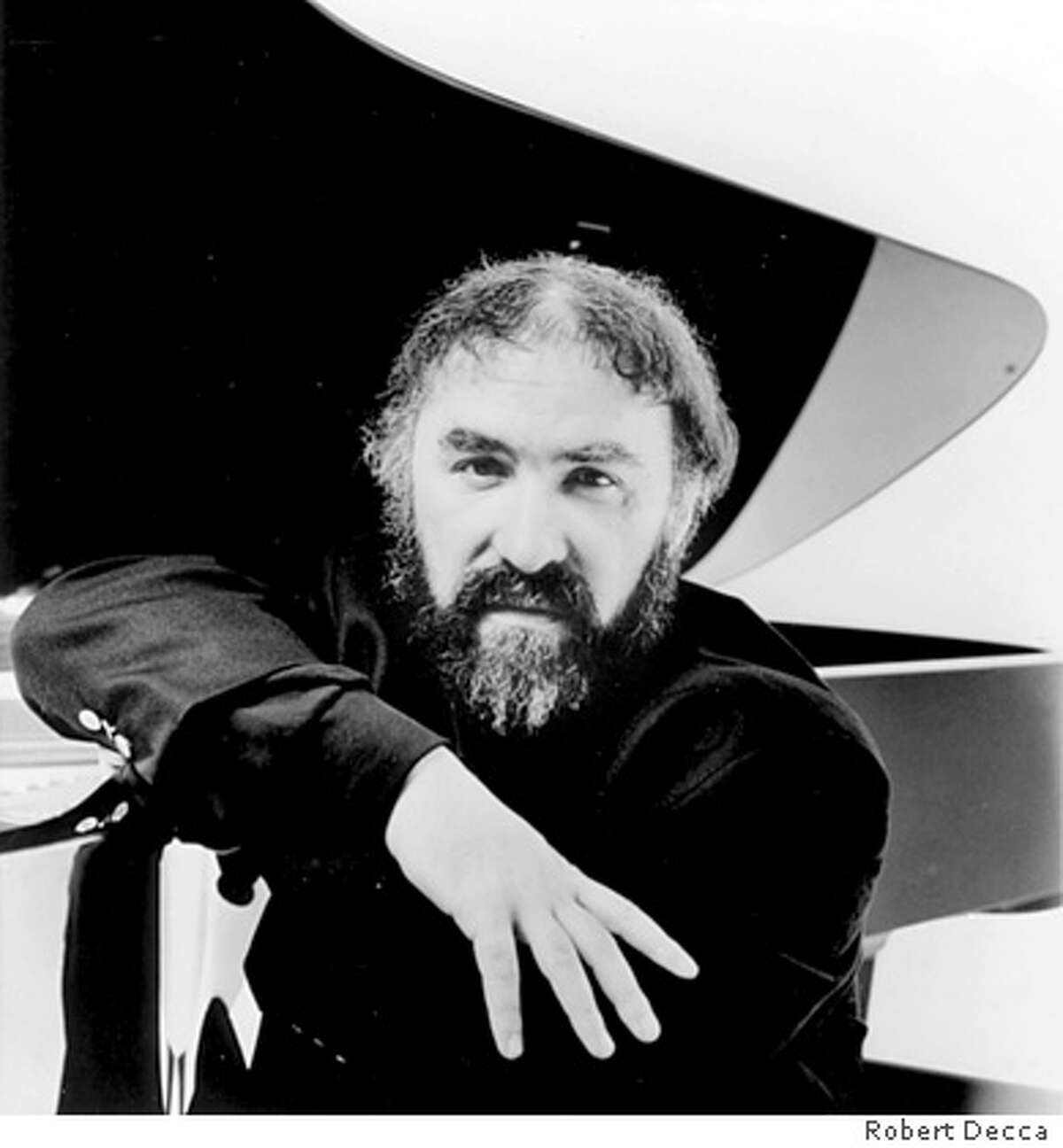 REVIEW / Pianist takes laid-back approach to works by Schumann, Schubert