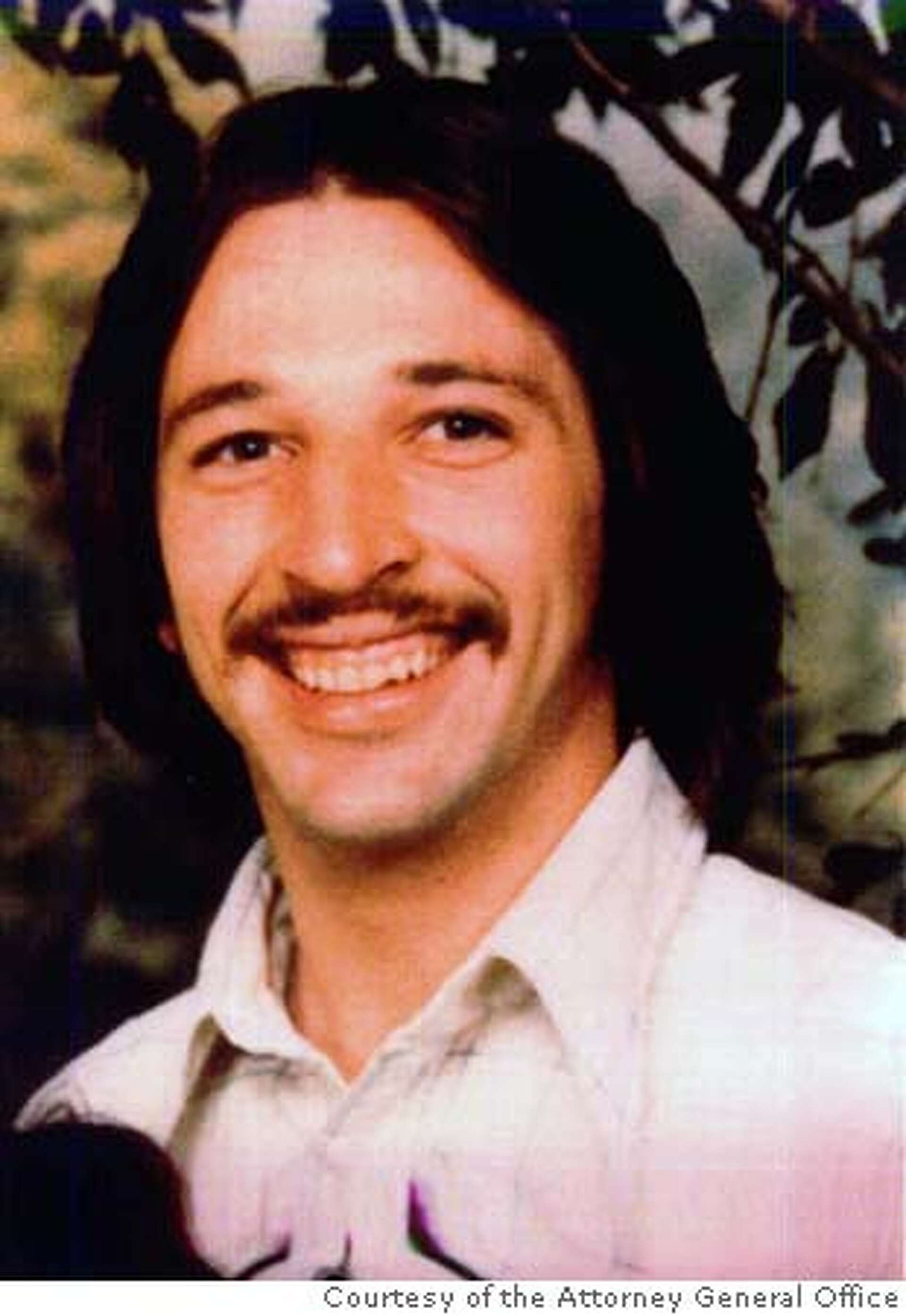 As execution draws near, families grieve for 3 killed at store in 1980