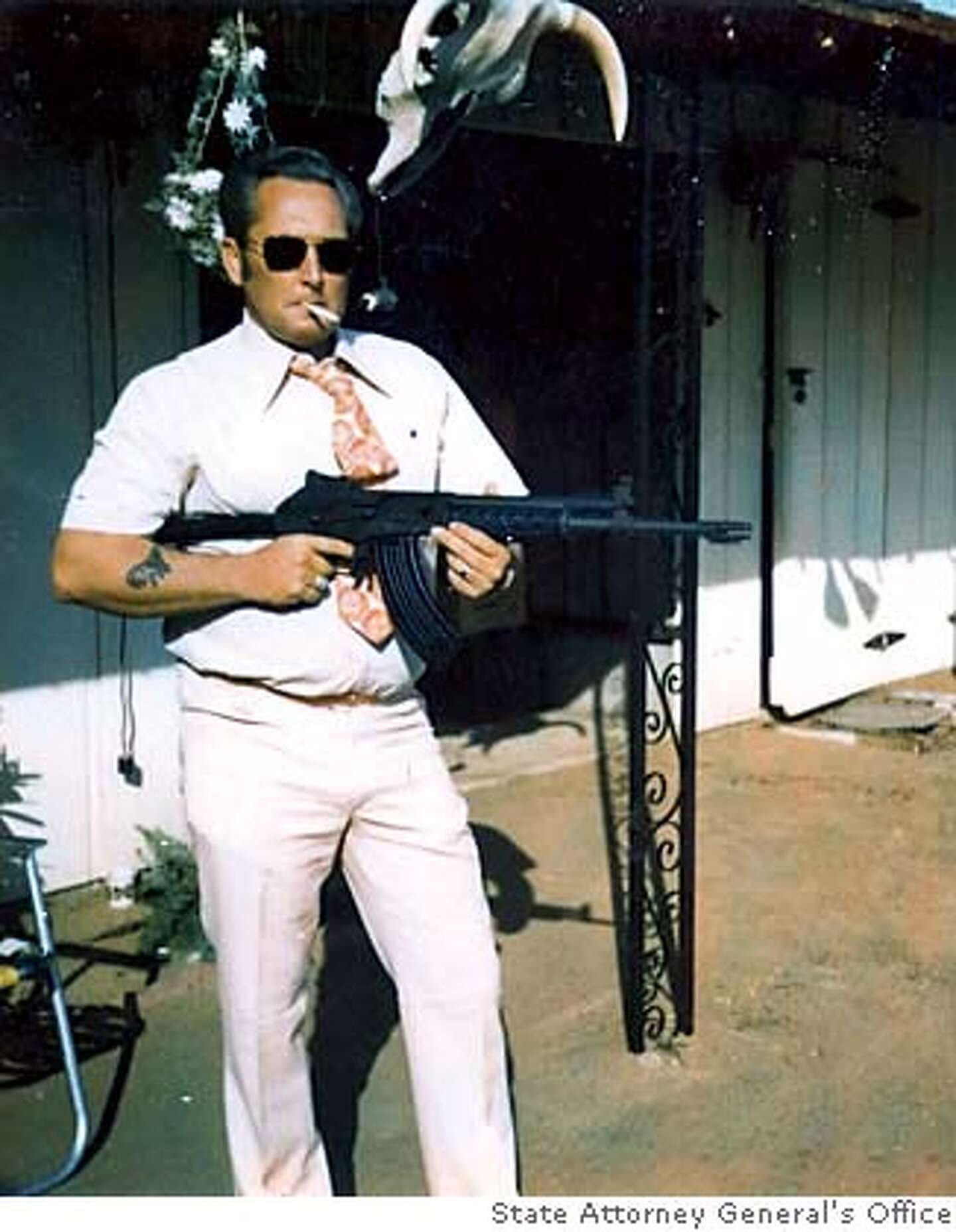 Double life of a Death Row killer / Charismatic multiple murderer ...