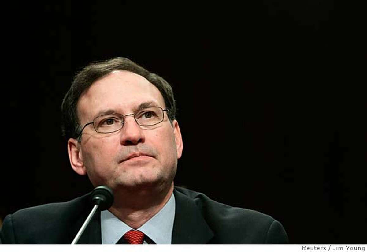 Alito offers few hints on how he would rule / Democrats persistent with ...