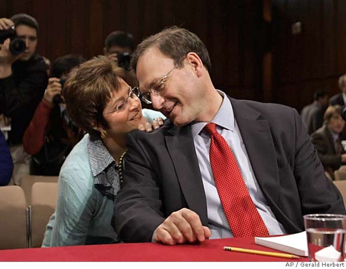 Alito offers few hints on how he would rule / Democrats persistent with ...