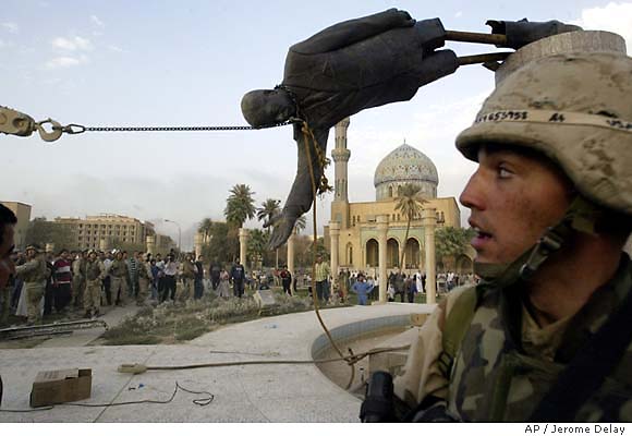 2003: The Year in Pictures / Photographs tell the story of the past 12 ...