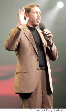 Oracle gets a run for its money / Hostile bid for PeopleSoft turns into ...