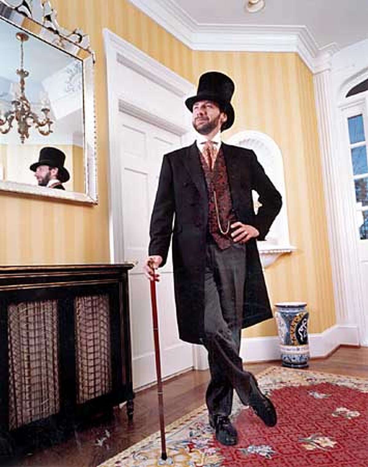 Great-great grandson performs the dickens out of 'A Christmas Carol'