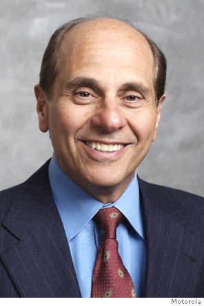 Motorola names chairman / Bay Area exec picked to lead cell-phone-maker