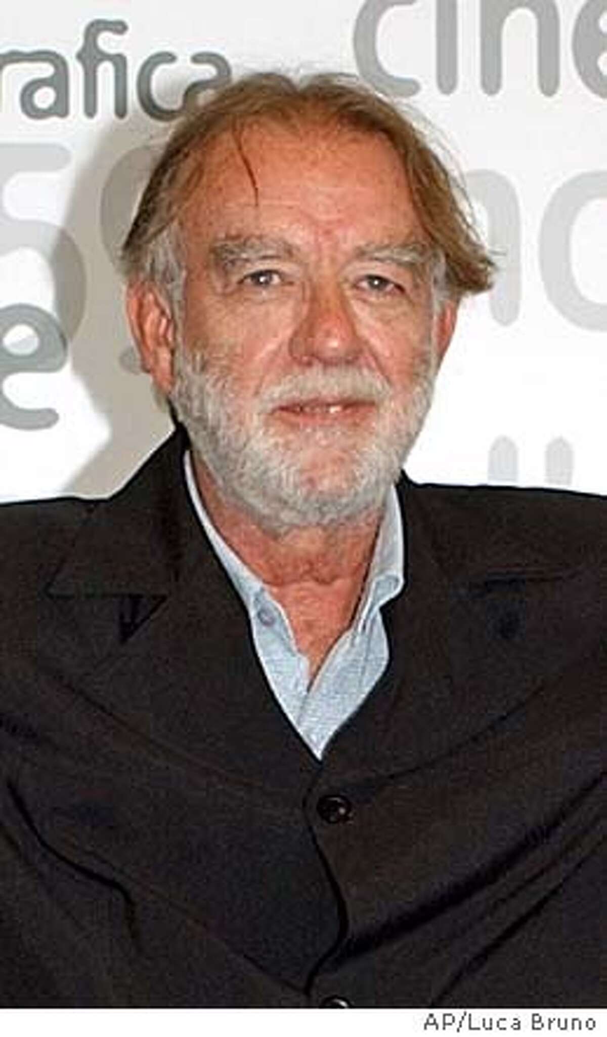 One Hollywood child's novel approach / Bruce Wagner 'Still Holding' his own