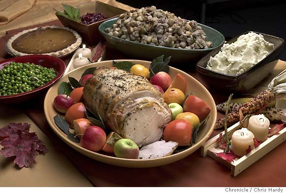 Down-to-the-wire Thanksgiving / Turkey and trimmings without all the fuss