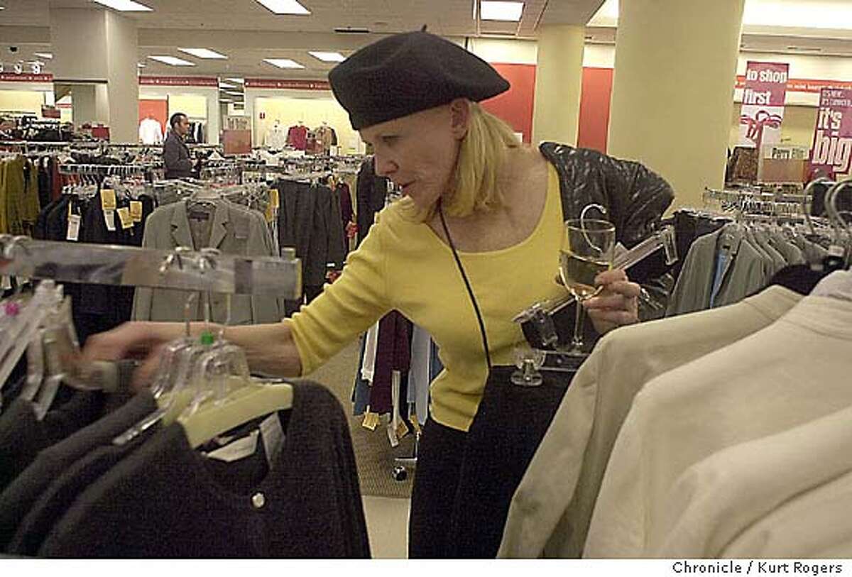 At San Francisco Loehmann's, more is much more / Da Mayor, da shoppers ...