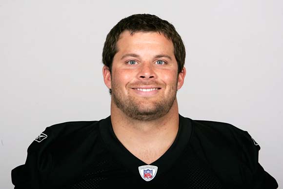 It's all in the family for new long snapper