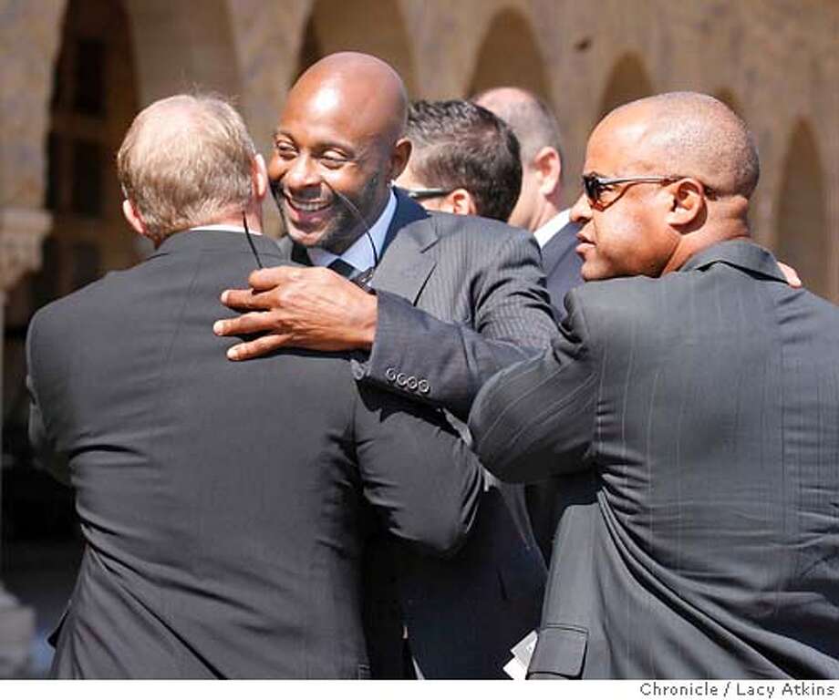 Bill Walsh remembered in tearful memorial - SFGate